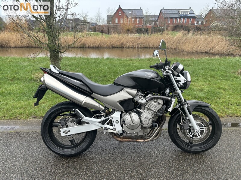 Honda CB 600 F HORNET kopen? Vind jouw tweedehands motor bij Motor2Go